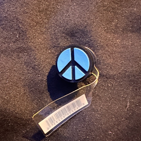 CROCS | Accessories | Authentic Rare Peace Sign Croc Charm Jibbitz ...
